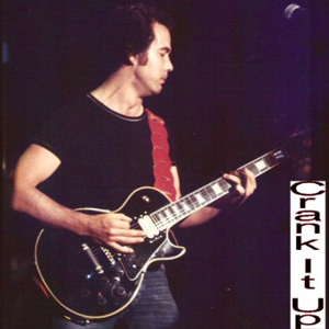 元バッジー、トニー・ボージがAnthony Bourge名義で新作『Crank It Up』を発売 - amass