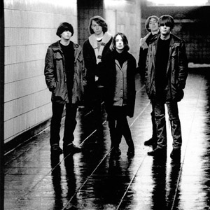 90'sシューゲイザー・バンド、スロウダイヴ（Slowdive）の未リリース音源をまとめたコレクション音源42分がYouTubeに - amass