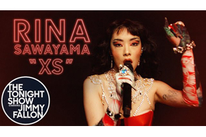 Rina Sawayama 米TV番組で「XS」を披露 - amass