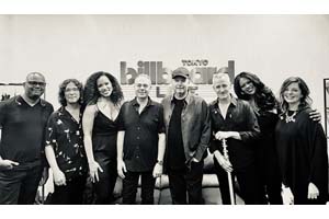 クリストファー・クロスのジャパン・ツアー閉幕 ライヴ映像をSNSに投稿 - amass